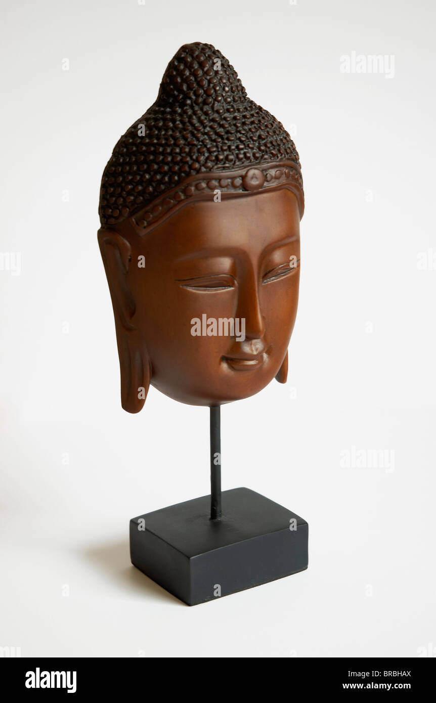 Wooden asian face mask hi-res stock photography and images - Alamy