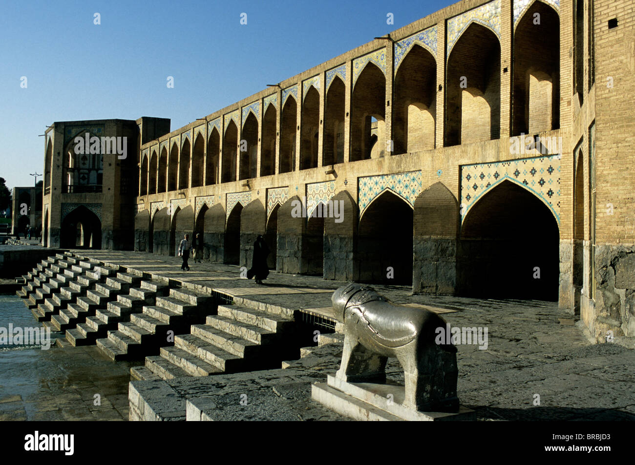 Abbas bridge hi-res stock photography and images - Alamy