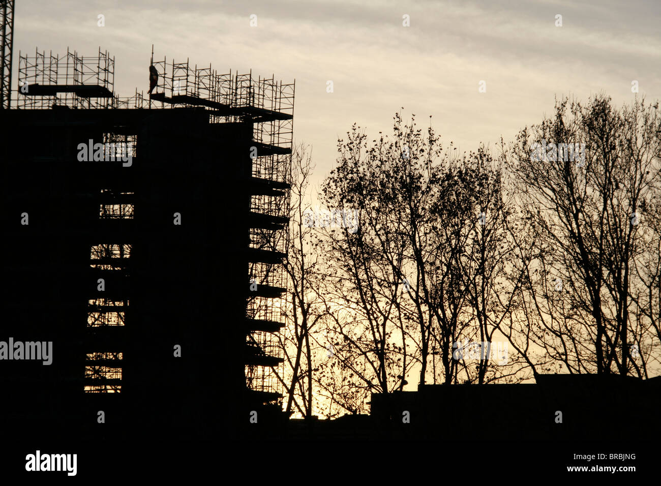silhouette of building under construction Stock Photo - Alamy