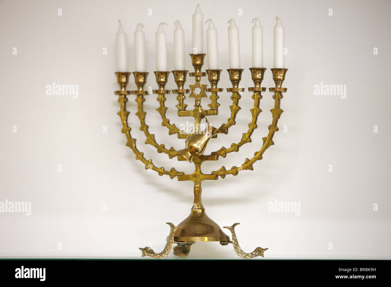 Menorah paris france hi-res stock photography and images - Alamy