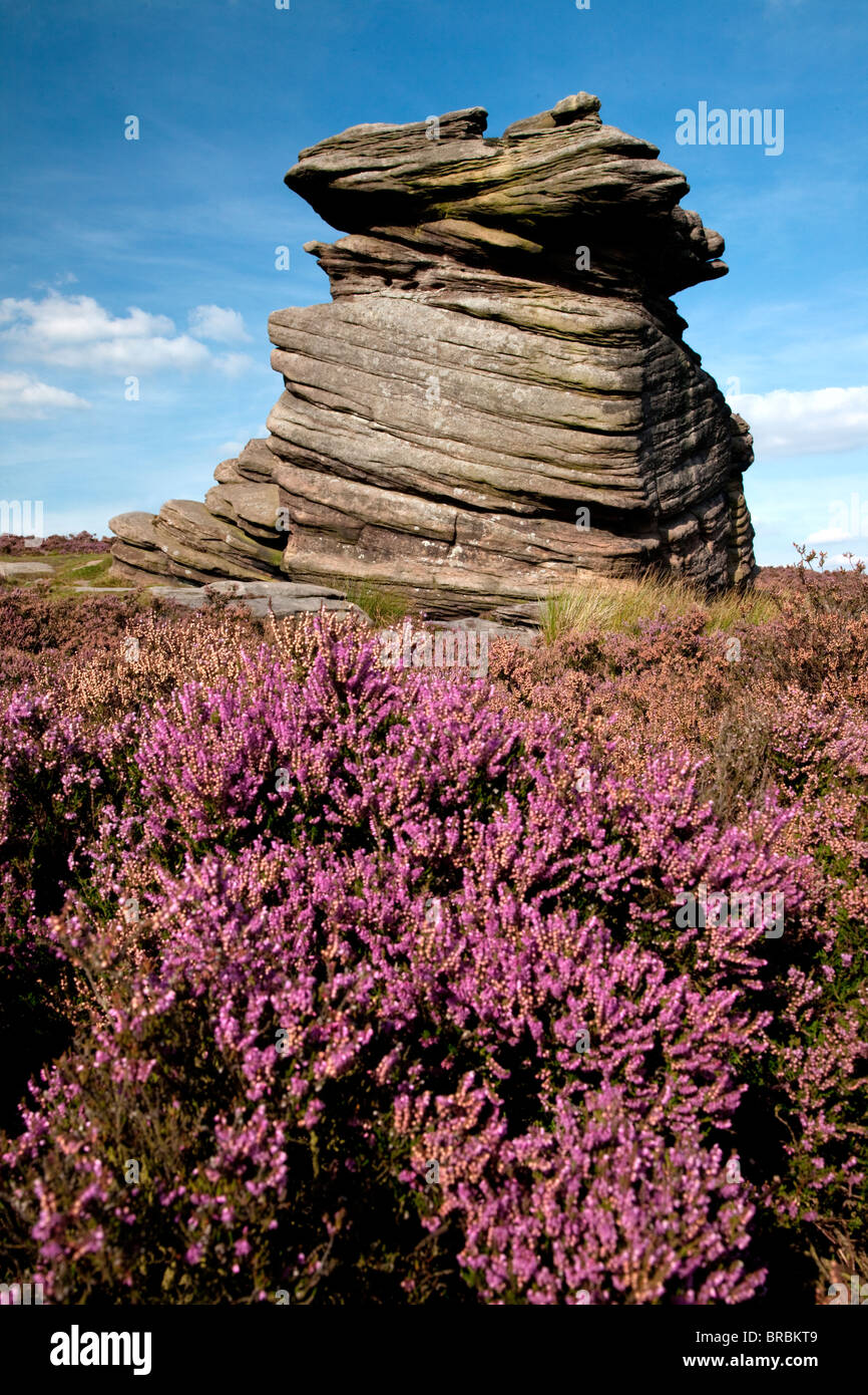 Mother Cap rock formation on Millstone Edge in the Peak District ...