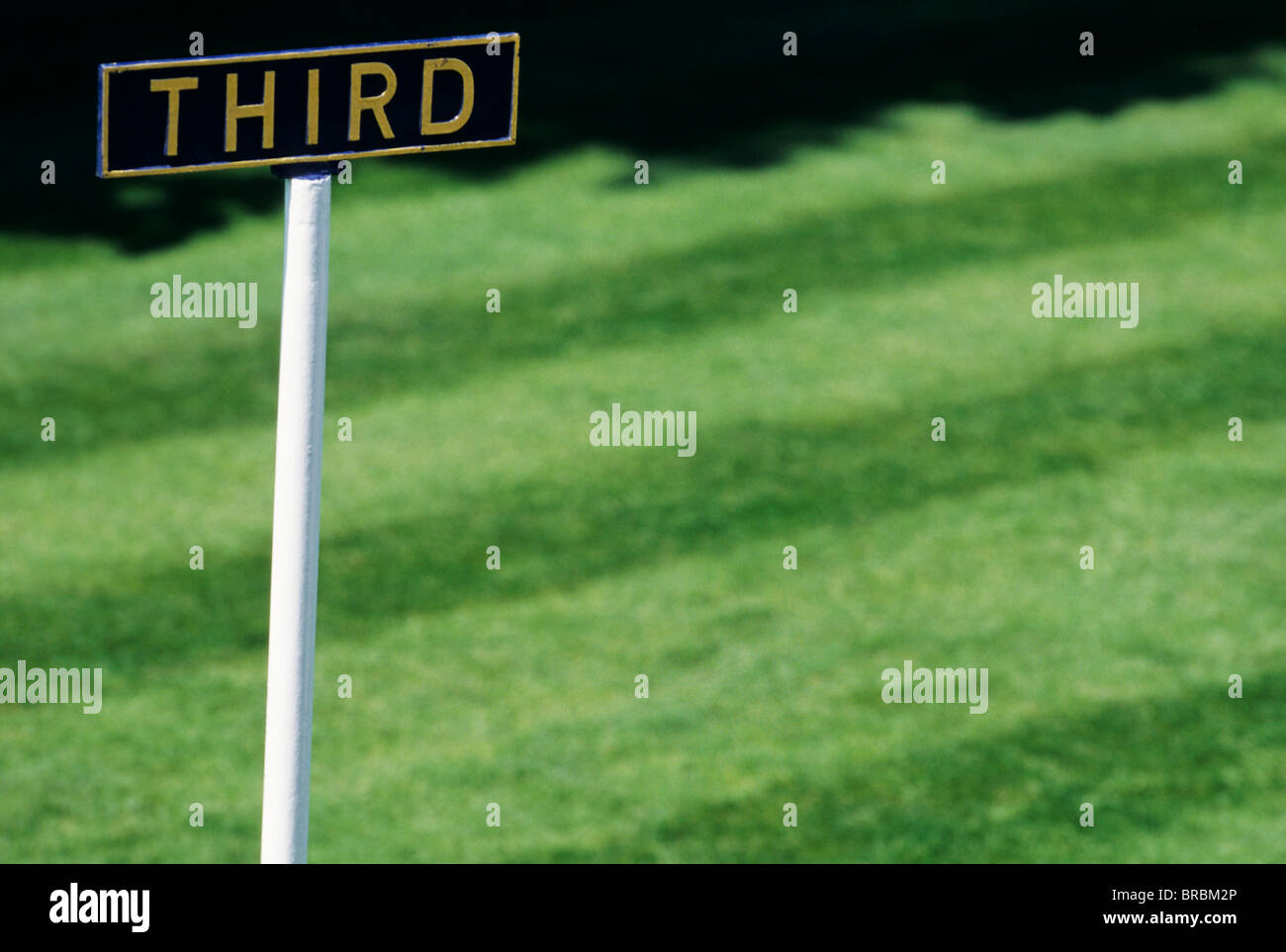 The placement pole for the race 3rd placed horse at horse racing track ...