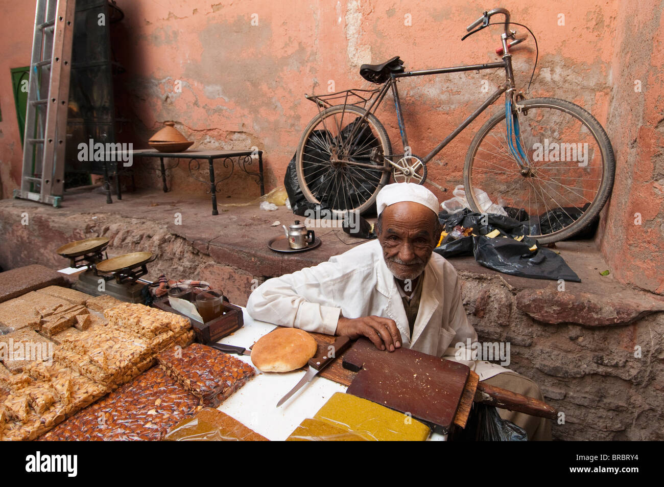 Souk sweets hi-res stock photography and images - Alamy