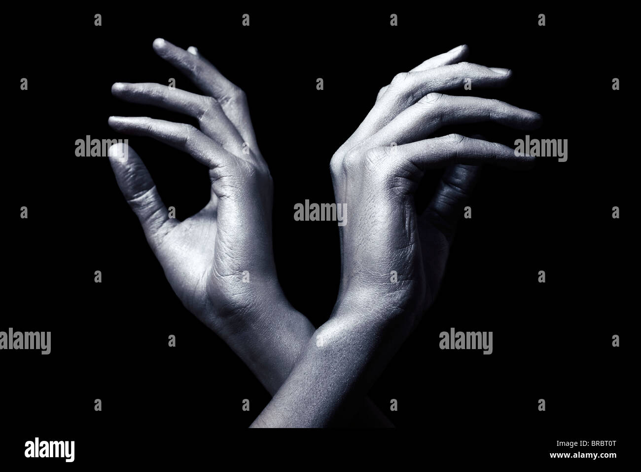 Man in silver body paint hi-res stock photography and images - Alamy