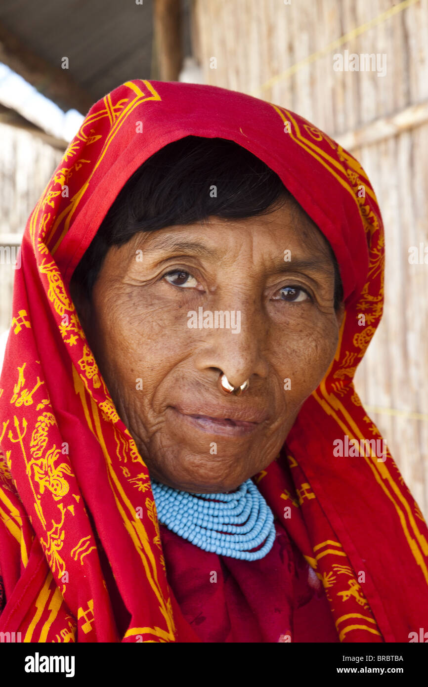 Kuna woman with gold nose ring, San Blas Islands, Panama, Central ...