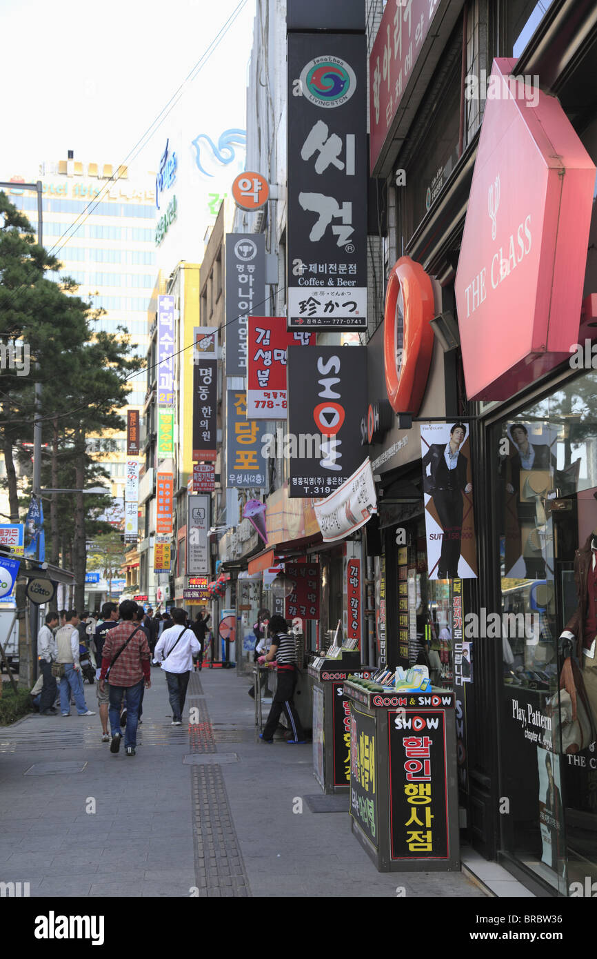 Myeongdong hi-res stock photography and images - Alamy