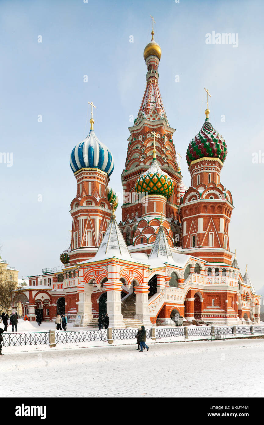 St Basils Cathedral in snow Stock Photo - Alamy