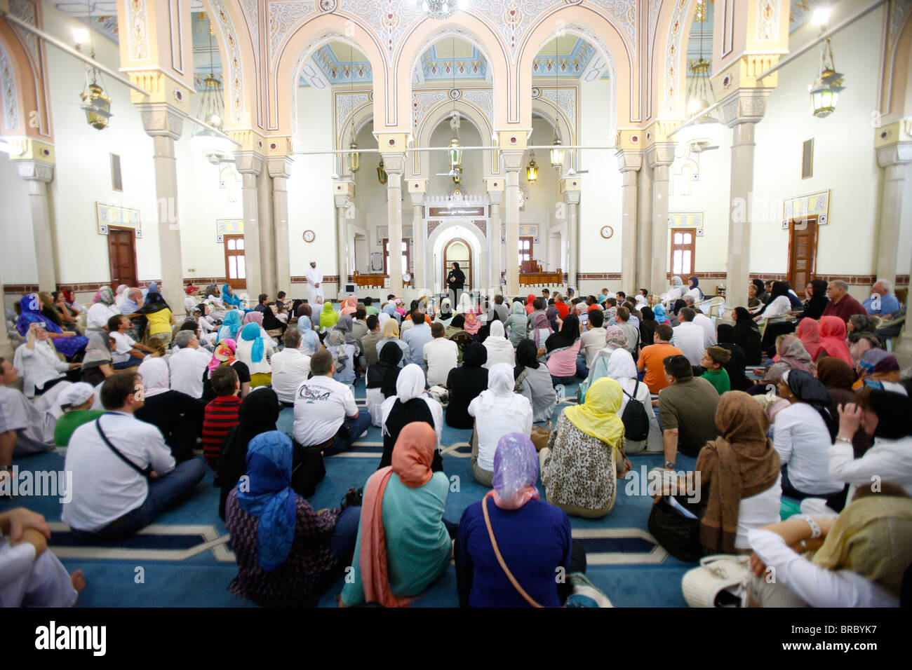 Dubai mosque uae architecture hi-res stock photography and images - Alamy