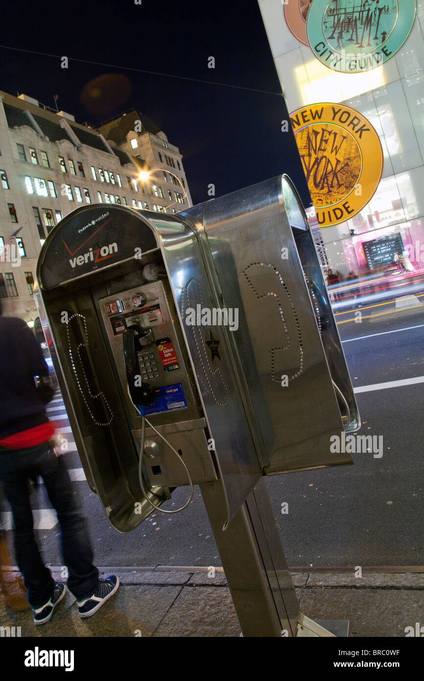 Pay windows hi-res stock photography and images - Alamy