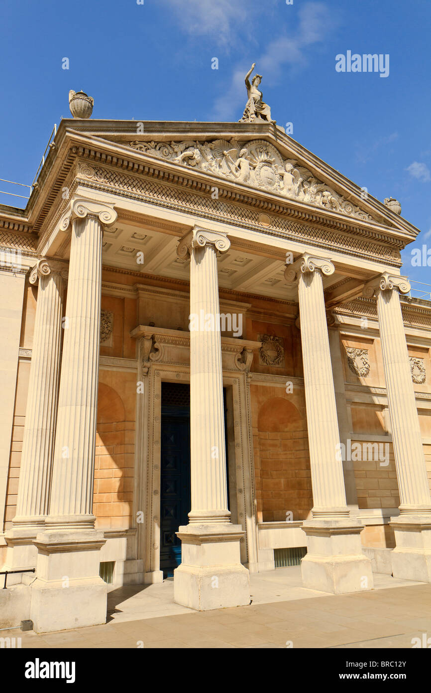 UK Oxford Ashmolean Museum Stock Photo - Alamy