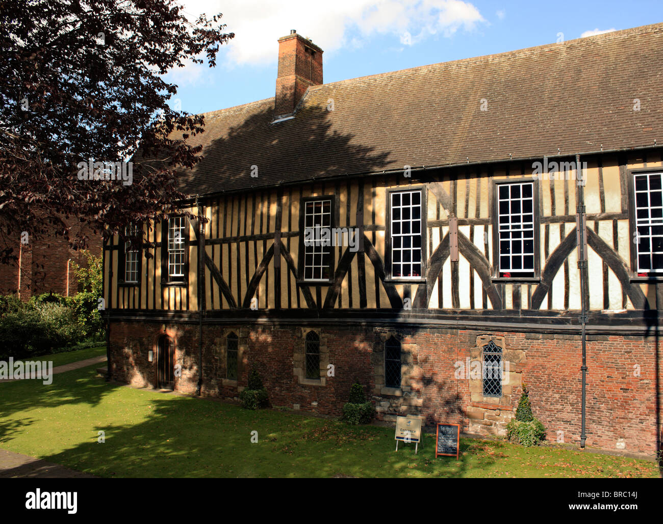 Historical merchants hall hi-res stock photography and images - Alamy