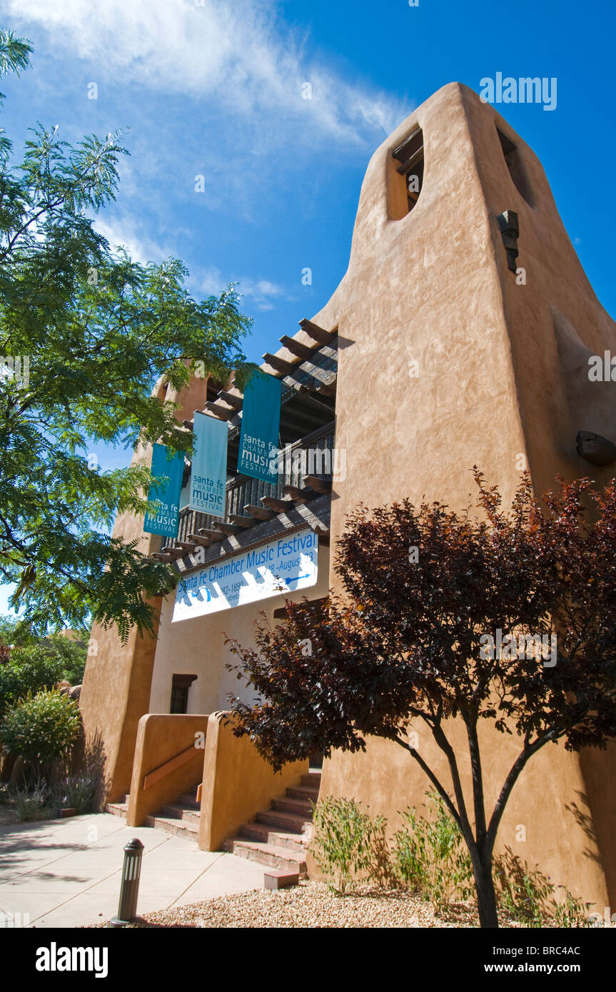 Georgia o'keeffe santa fe museum hi-res stock photography and images ...