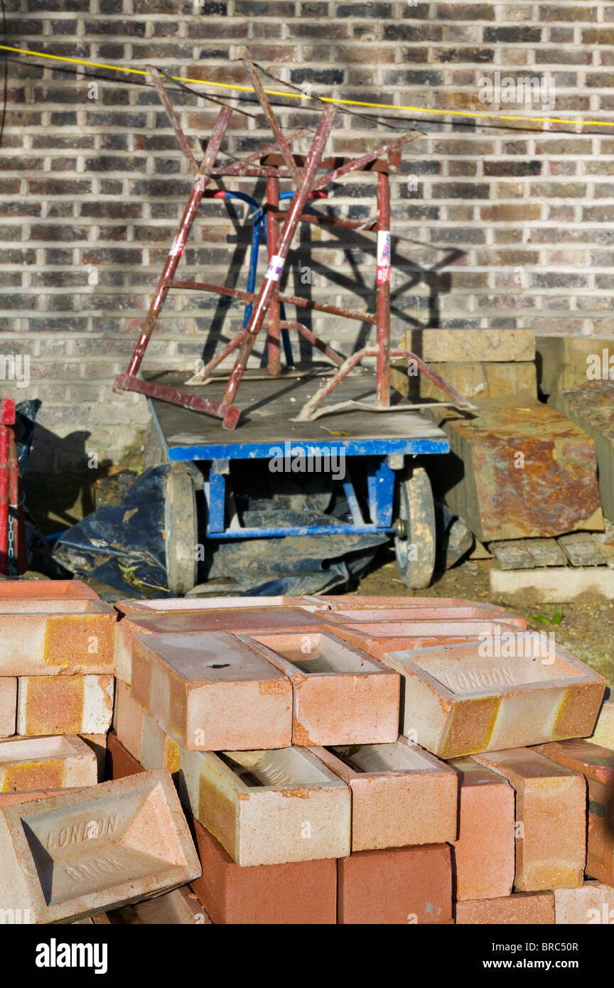 Bricks on construction site Stock Photo - Alamy