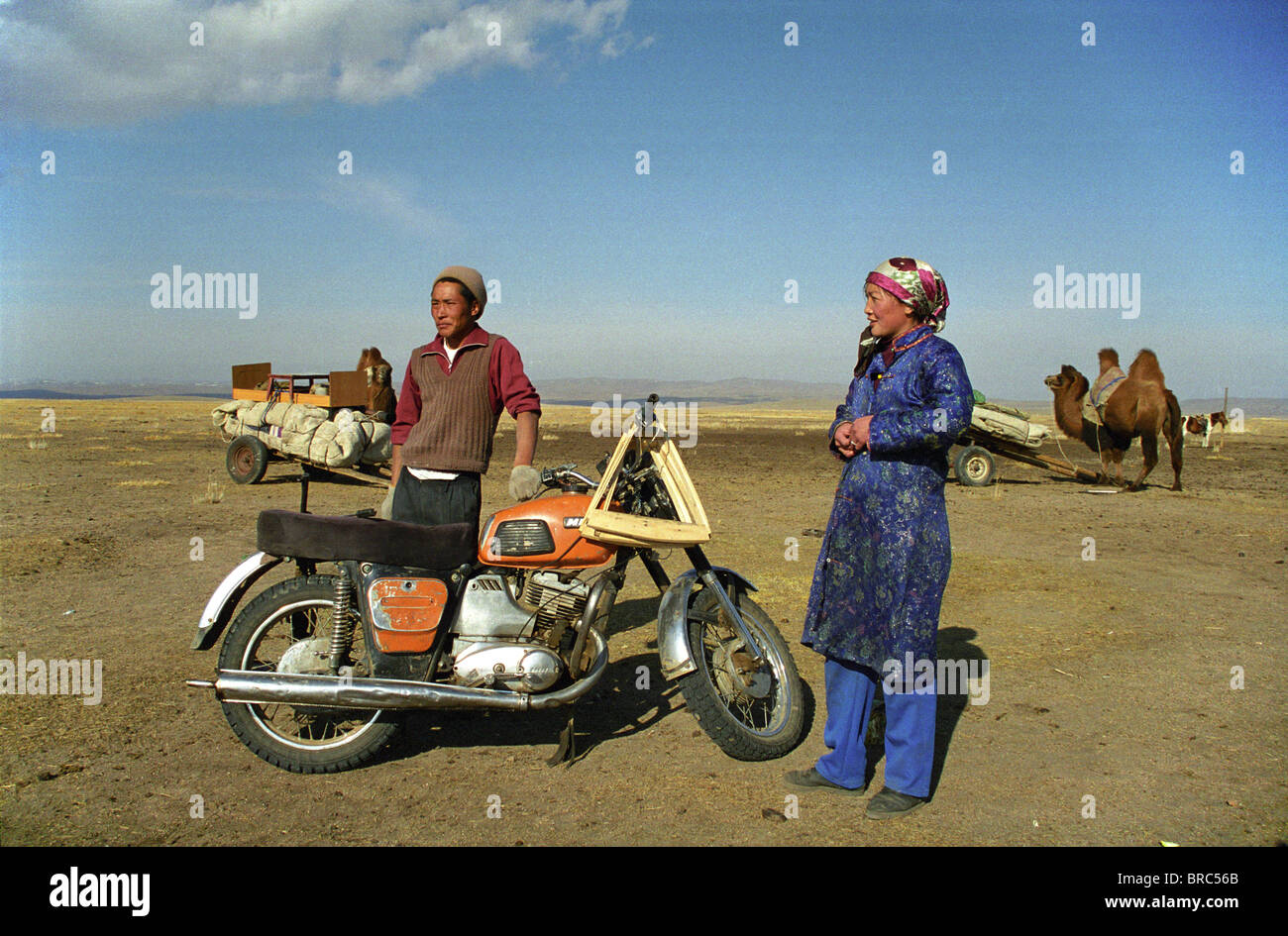 Mongolia mongolie Mongolie traditional dress native people Stock Photo ...