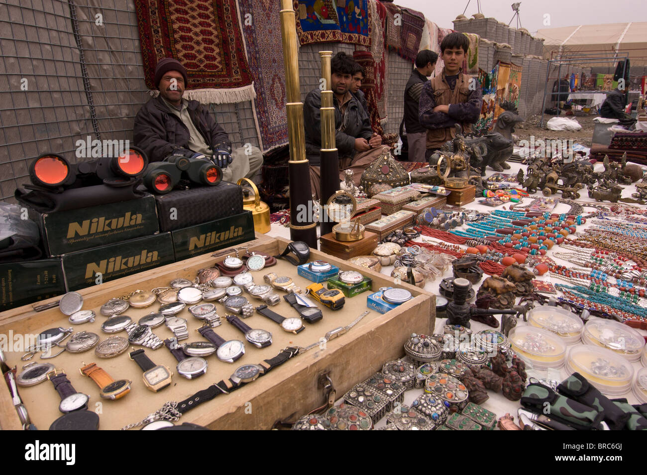 Market stall in military base Afghanistan Stock Photo - Alamy