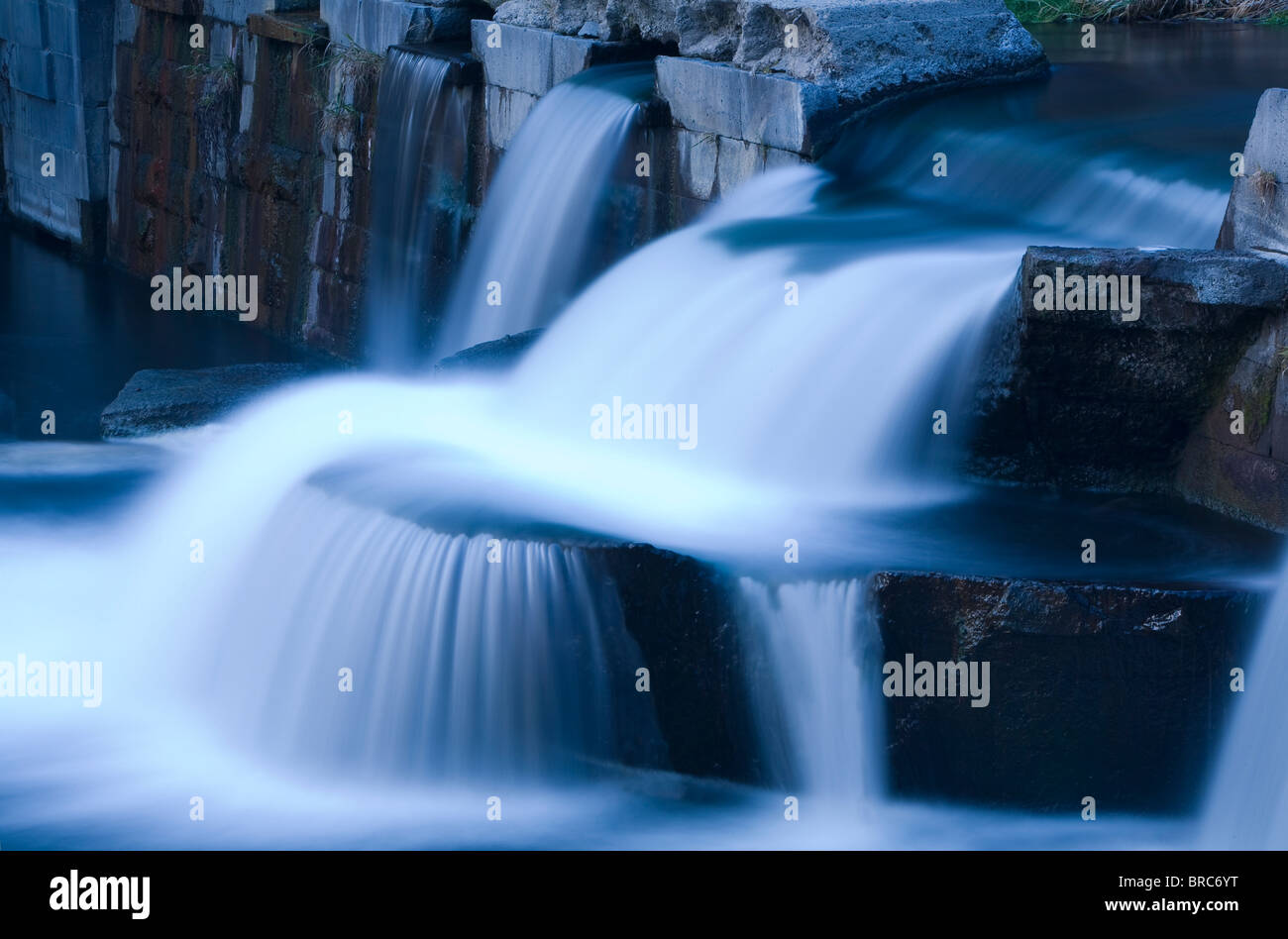 Cascade waves hi-res stock photography and images - Alamy