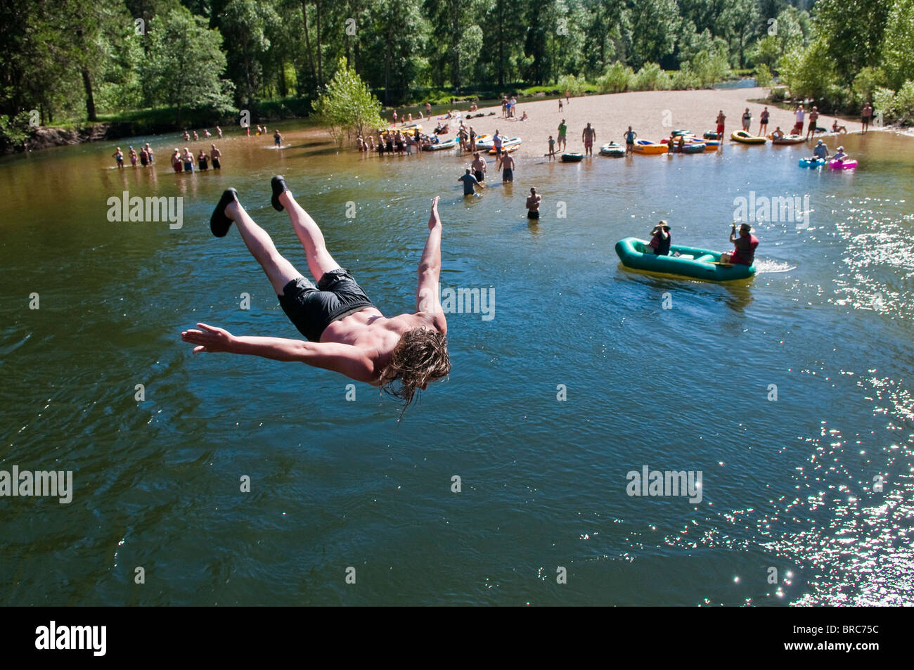 Teen river wildlife hi-res stock photography and images - Alamy