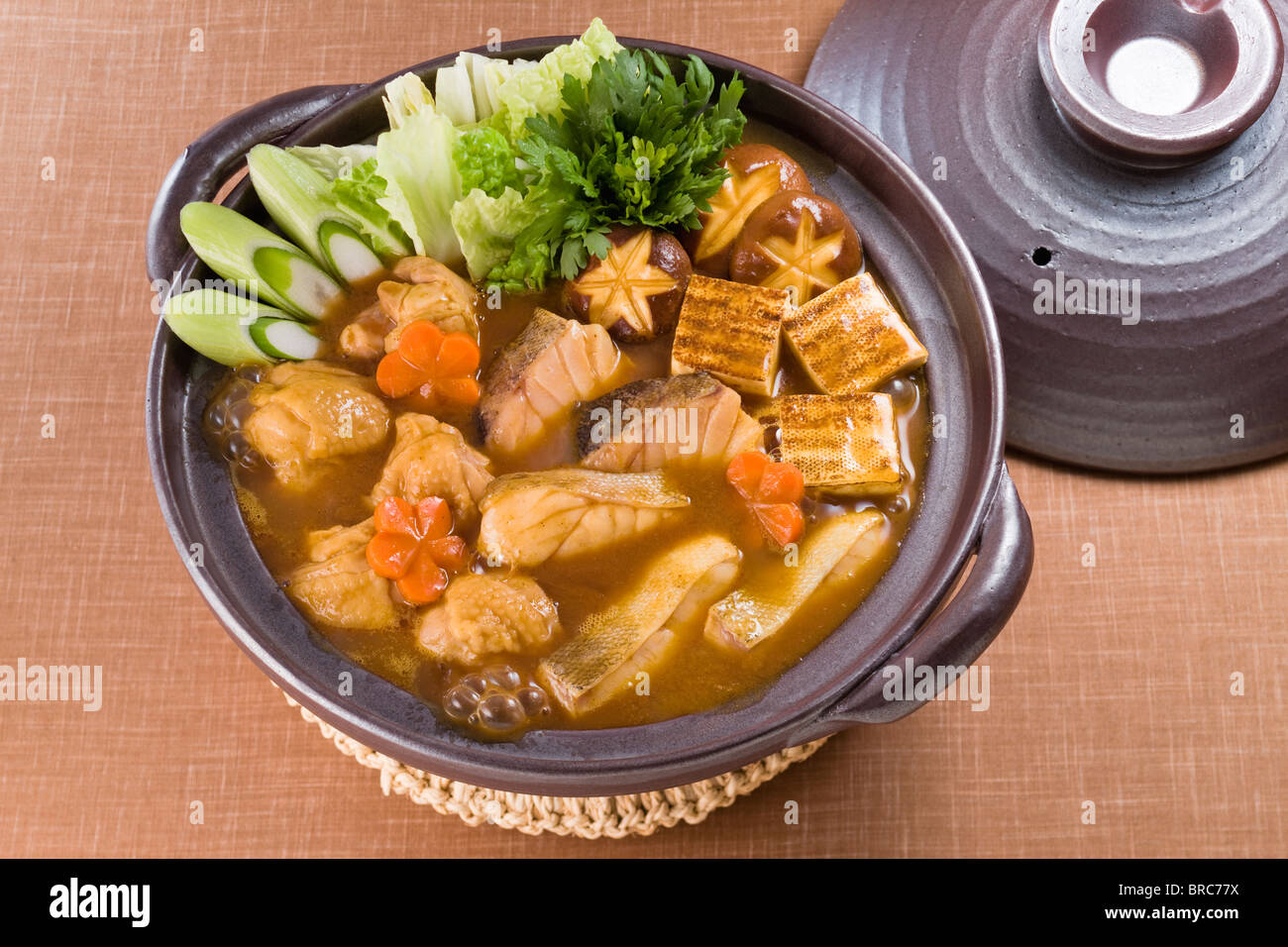 Curry pot japanese hi-res stock photography and images - Alamy