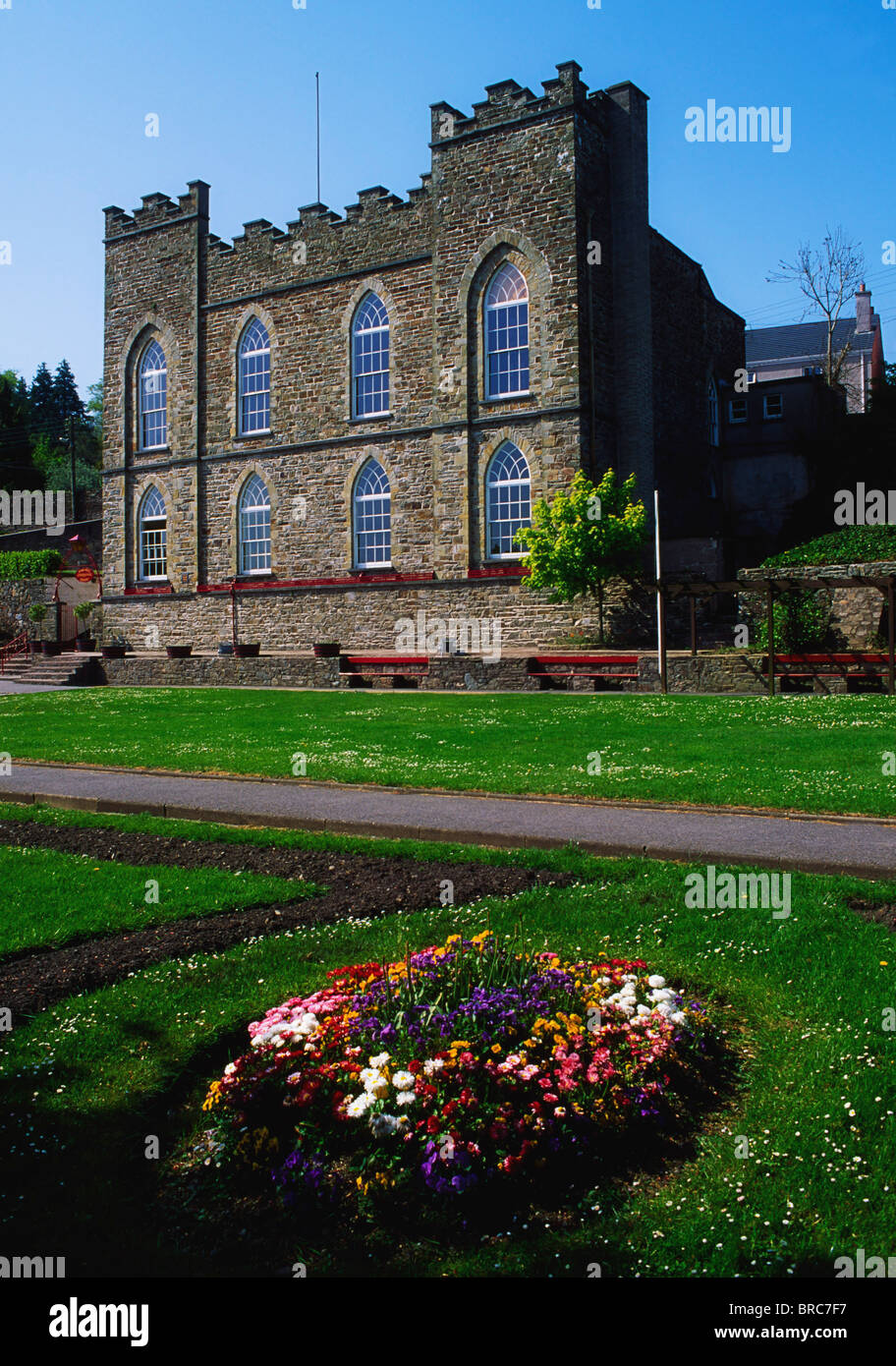 Garden compass hi-res stock photography and images - Alamy