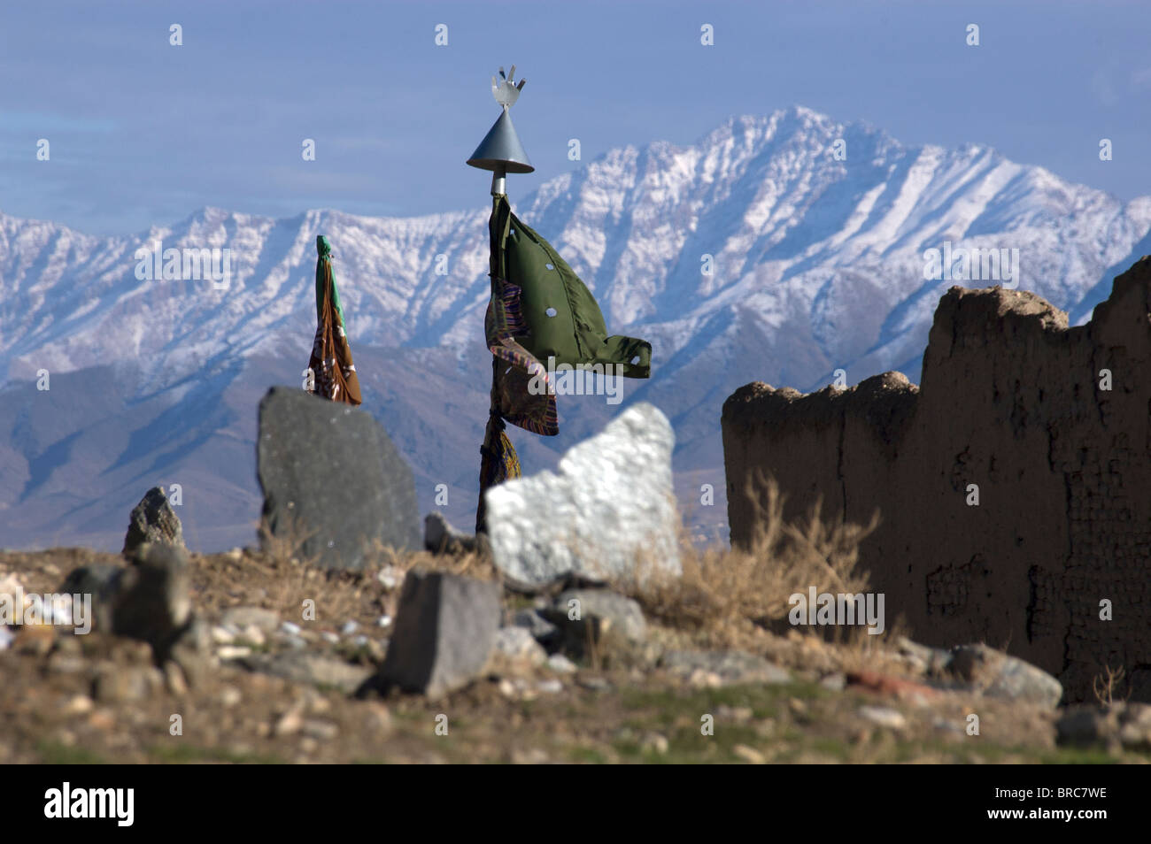 Kabul afghanistan cemetery hi-res stock photography and images - Alamy