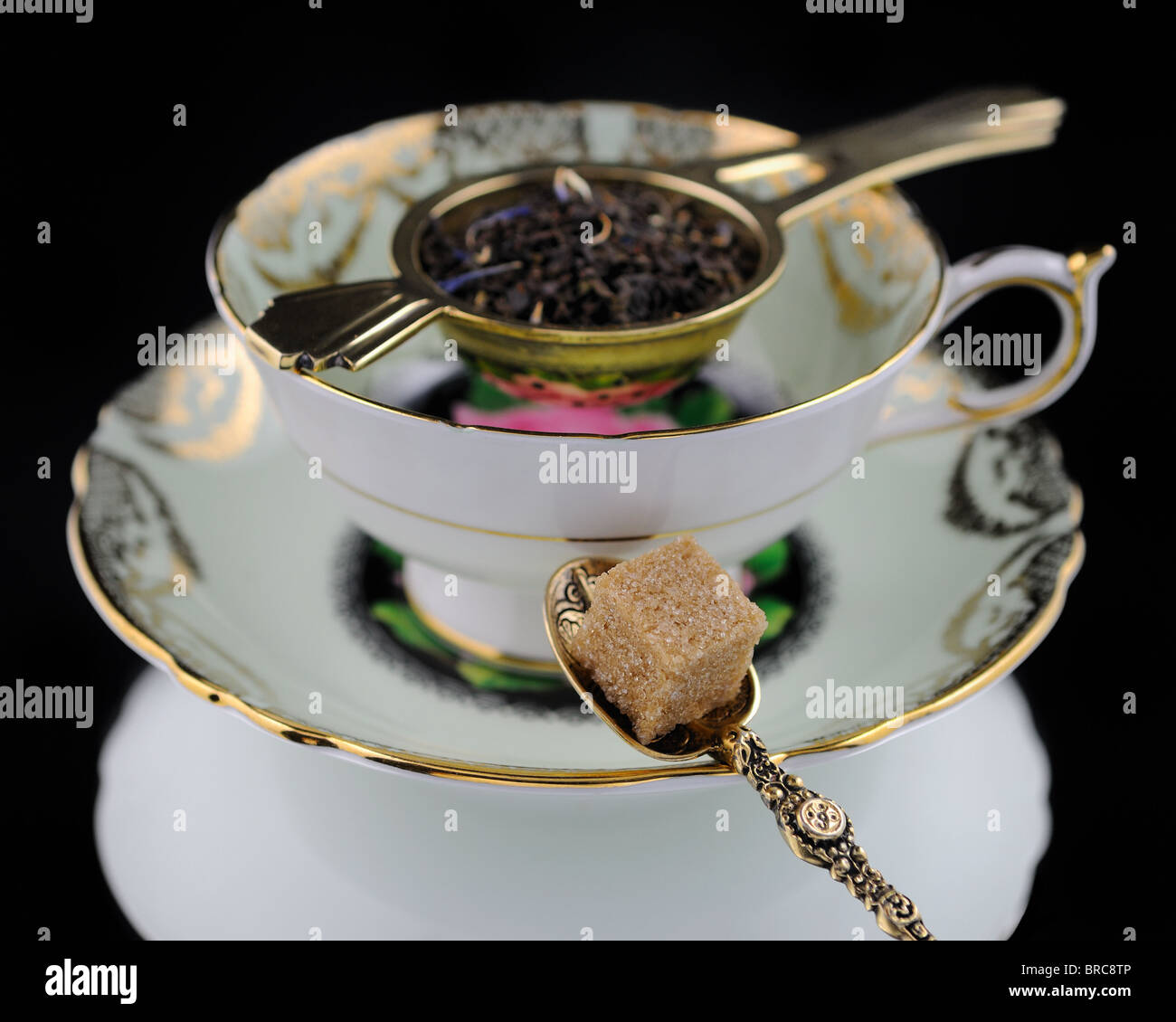 Silver spoon sugar hi-res stock photography and images - Alamy