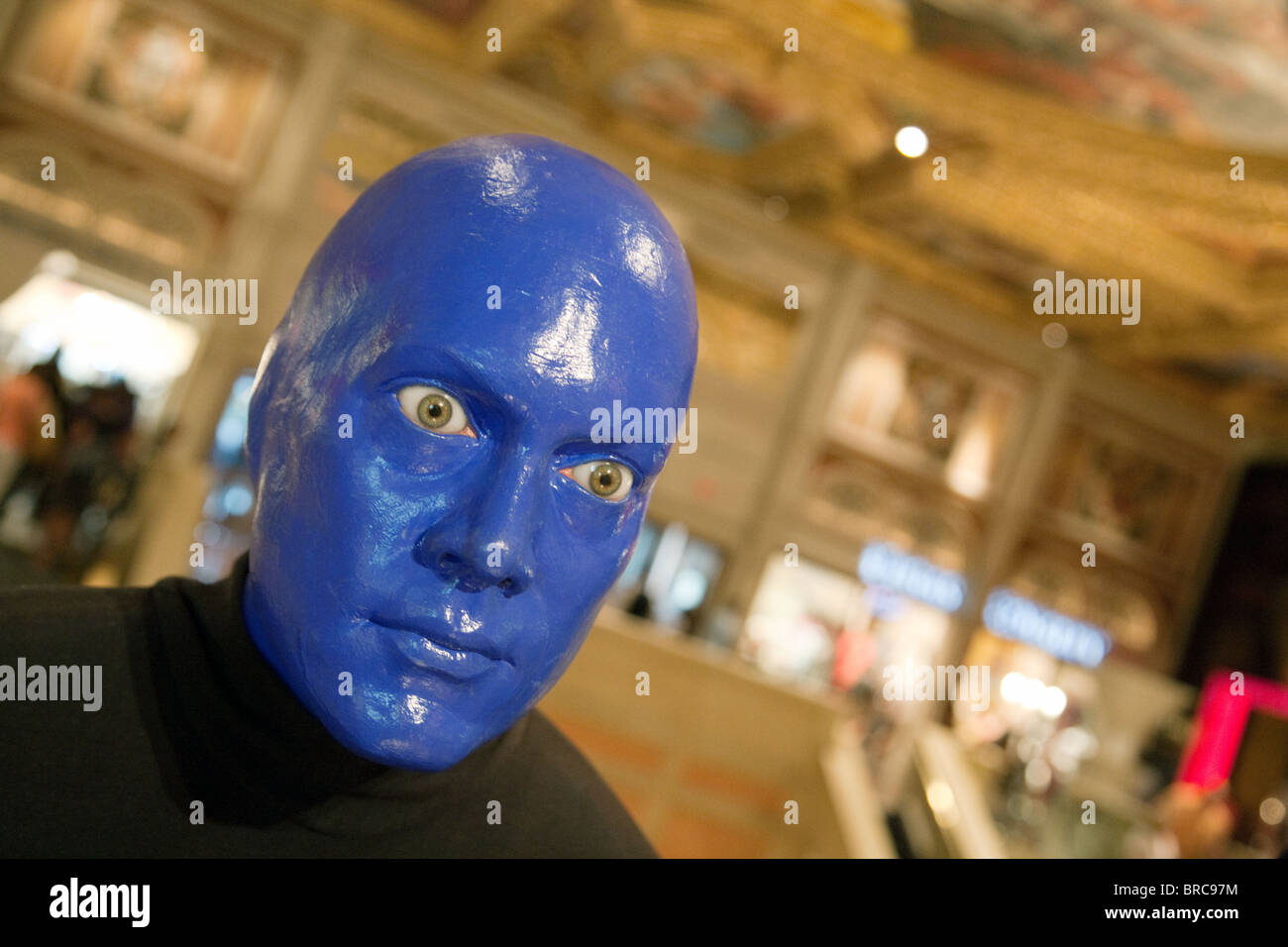 Blue man group show hi-res stock photography and images - Alamy