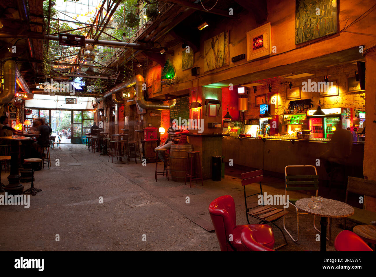 Szimpla hi-res stock photography and images - Alamy