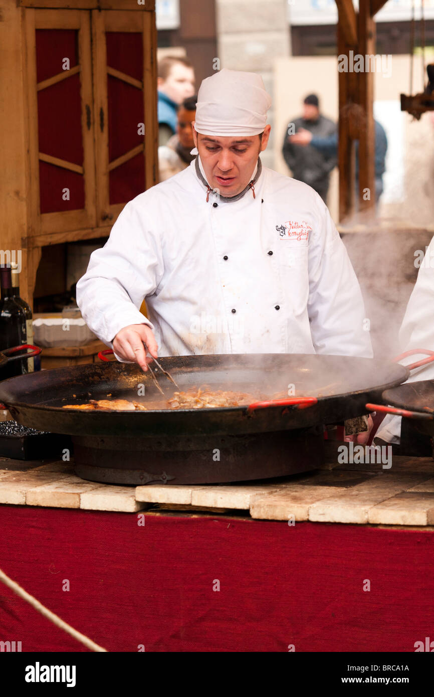 Europe street cook hi-res stock photography and images - Alamy