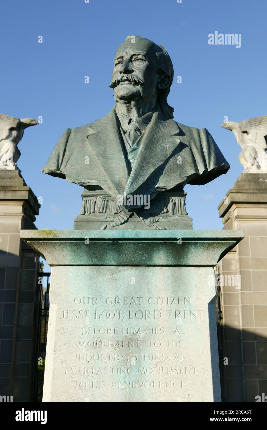 Statue of Jesse Boot, Lord Trent, Highfields, University Park ...