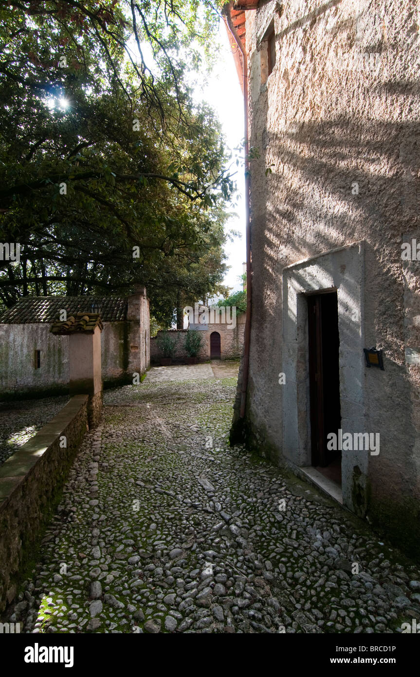 Fonte colombo hi-res stock photography and images - Alamy