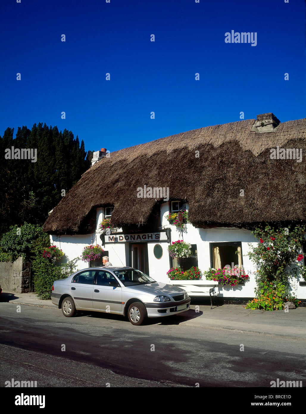 Oranmore village hi-res stock photography and images - Alamy