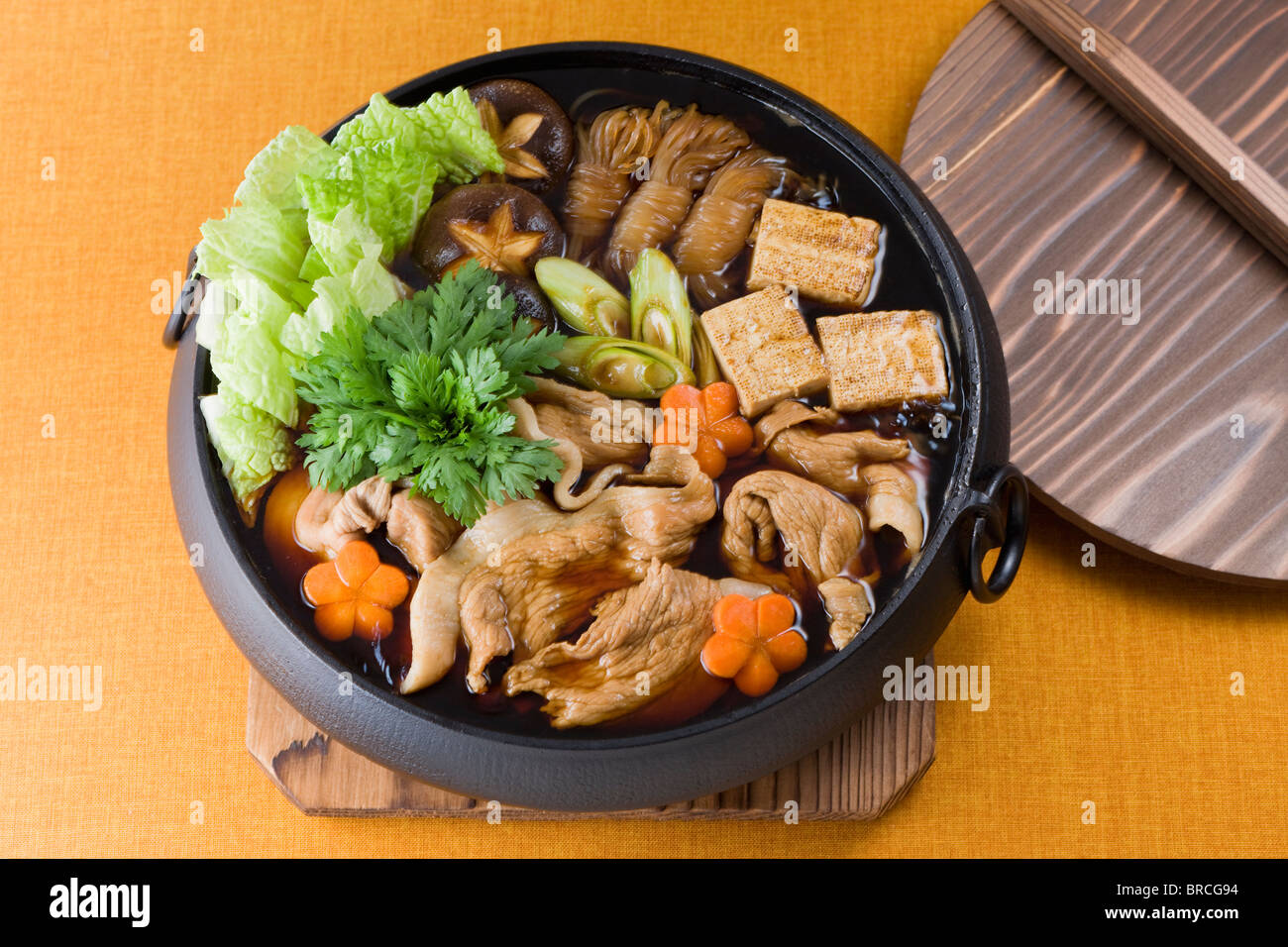 Buta sukiyaki hi-res stock photography and images - Alamy