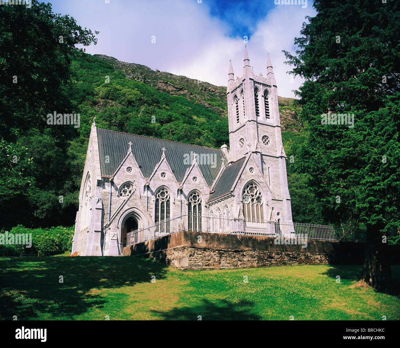 Kylemore abbey chapel hi-res stock photography and images - Alamy