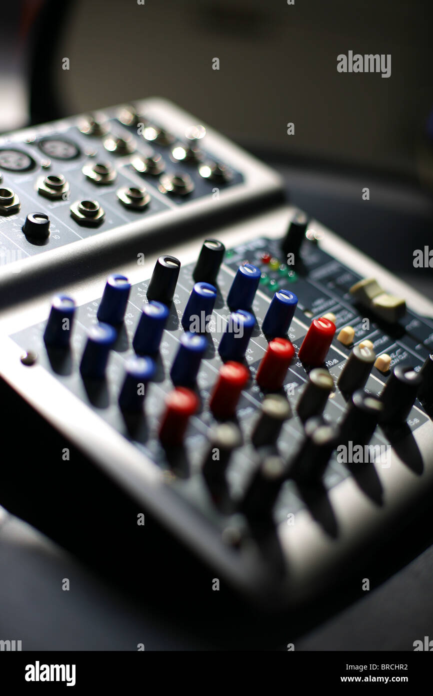 Portable mixer hi-res stock photography and images - Alamy