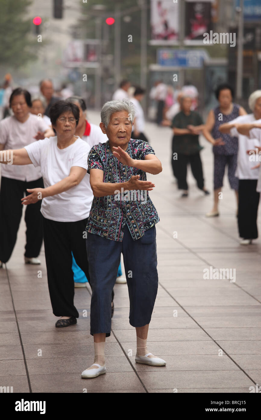 Nanking Road Shanghai Stock Photo - Alamy