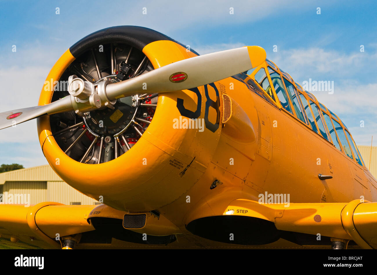Harvard t6 hi-res stock photography and images - Alamy
