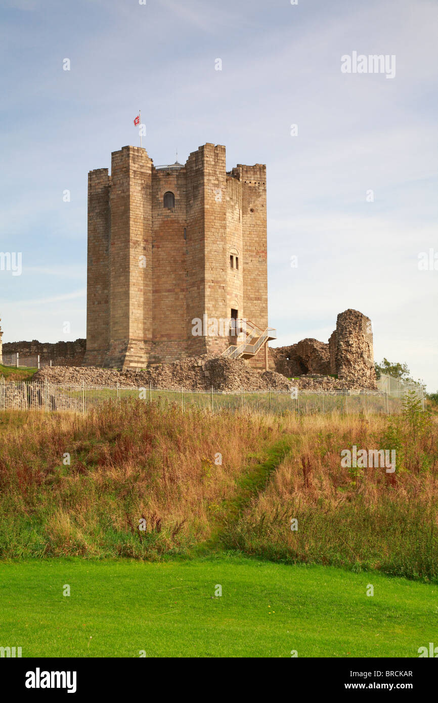 Conisbrough castle near doncaster hi-res stock photography and images ...