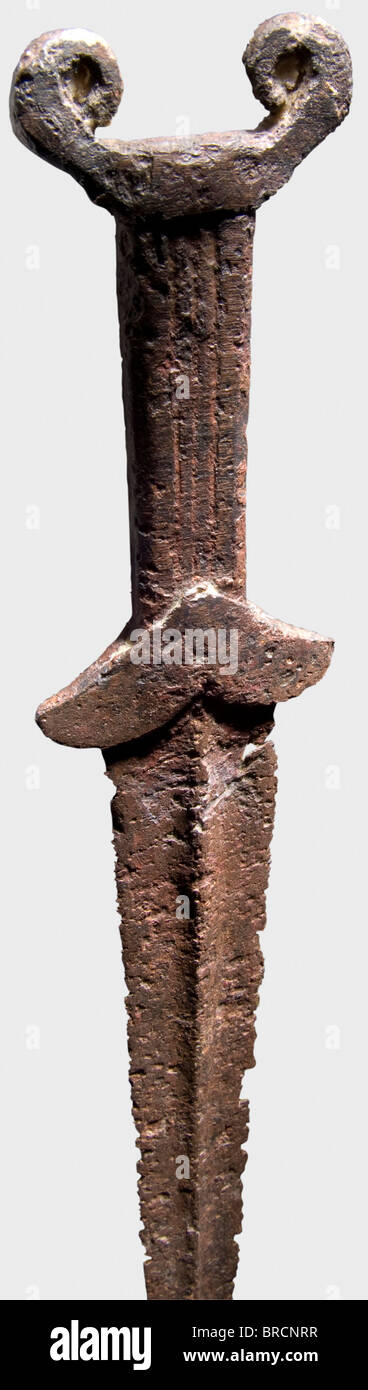 An Ancient Near Eastern short sword - "Akinakes", 3rd - 2nd centuries B ...
