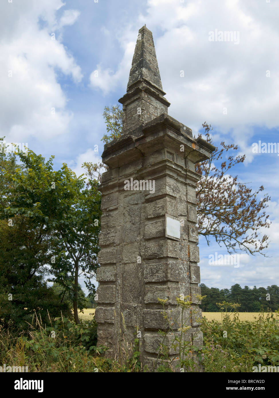 Ruined pillar hi-res stock photography and images - Alamy