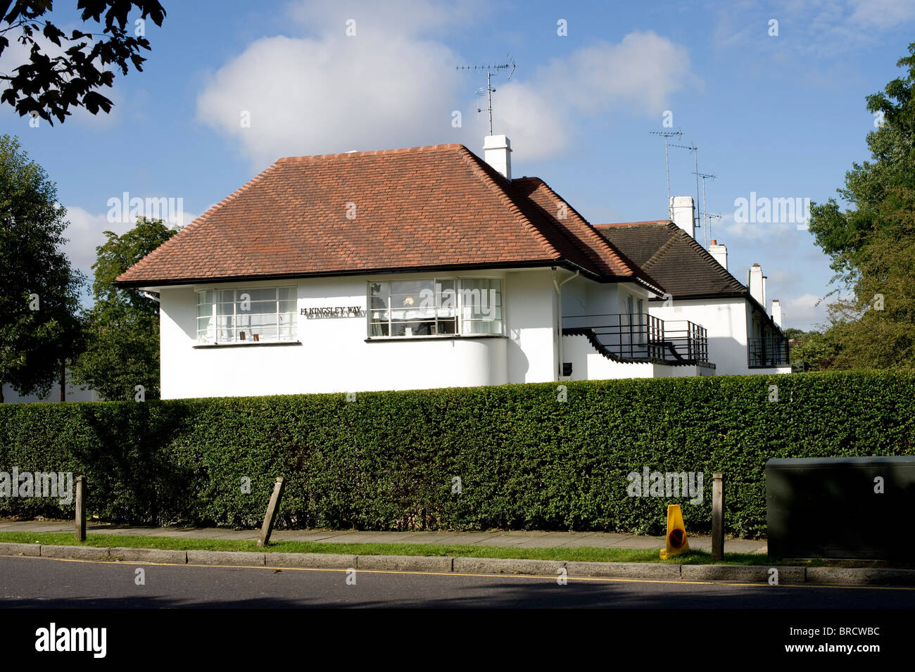 Hampstead garden suburb hi-res stock photography and images - Alamy