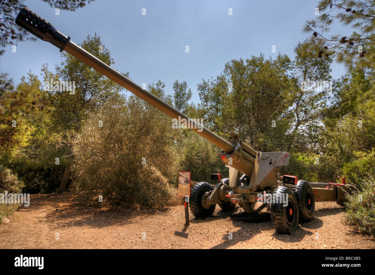 Towed Howitzer High Resolution Stock Photography and Images - Alamy