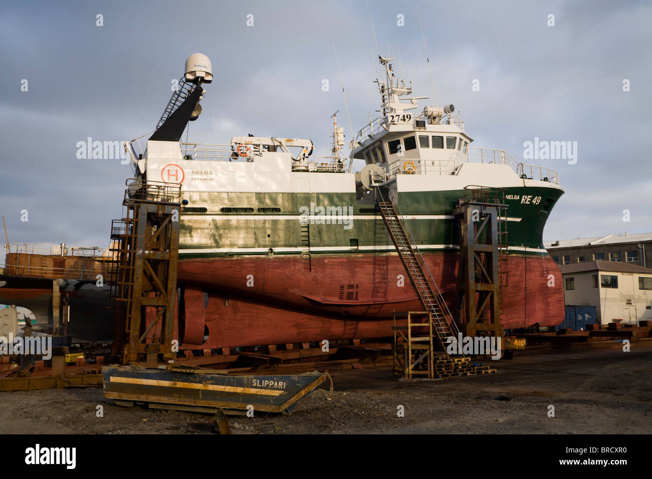 Side View Of Fishing Trawler Stock Photos & Side View Of Fishing ...