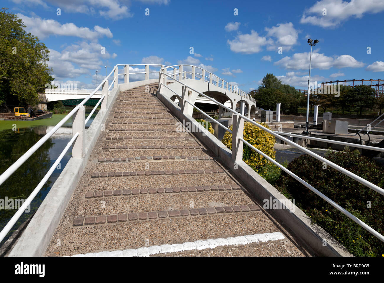 Footbridge over Bow Locks, East London, England, UK Stock Photo - Alamy