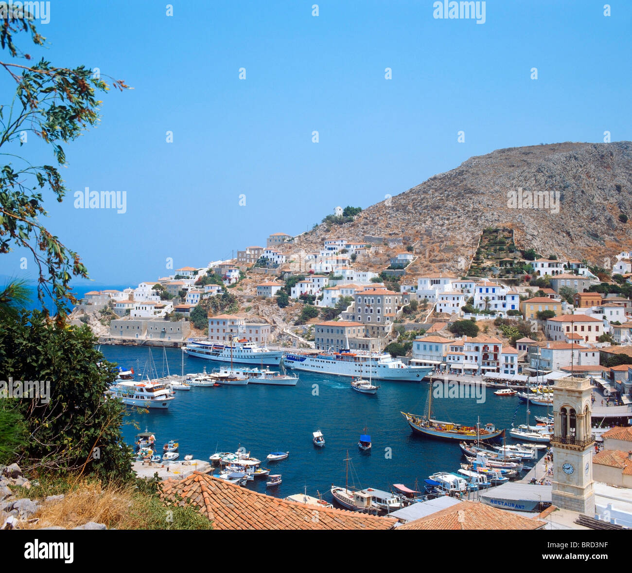 Pretty hydra island hi-res stock photography and images - Alamy