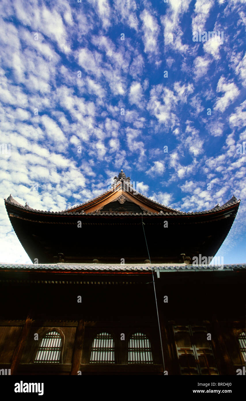 Low angle view of Myoshinji (temple) and clouds, Kyoto, Japan Stock ...