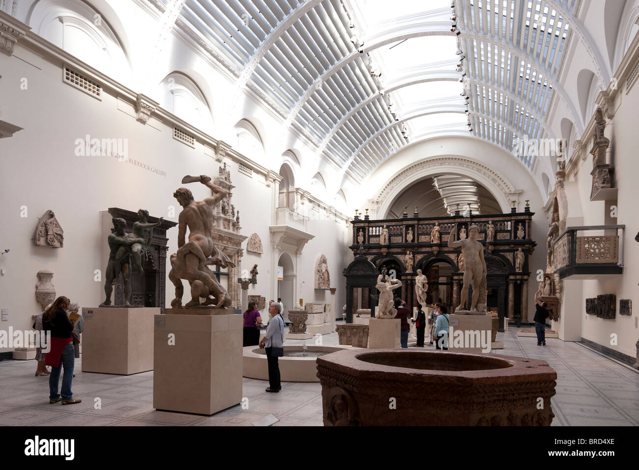The Medieval & Renaissance room Victoria and Albert Museum Stock Photo ...