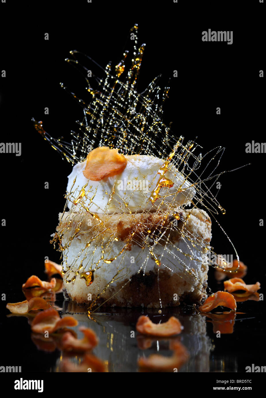 Cheeps hi-res stock photography and images - Alamy