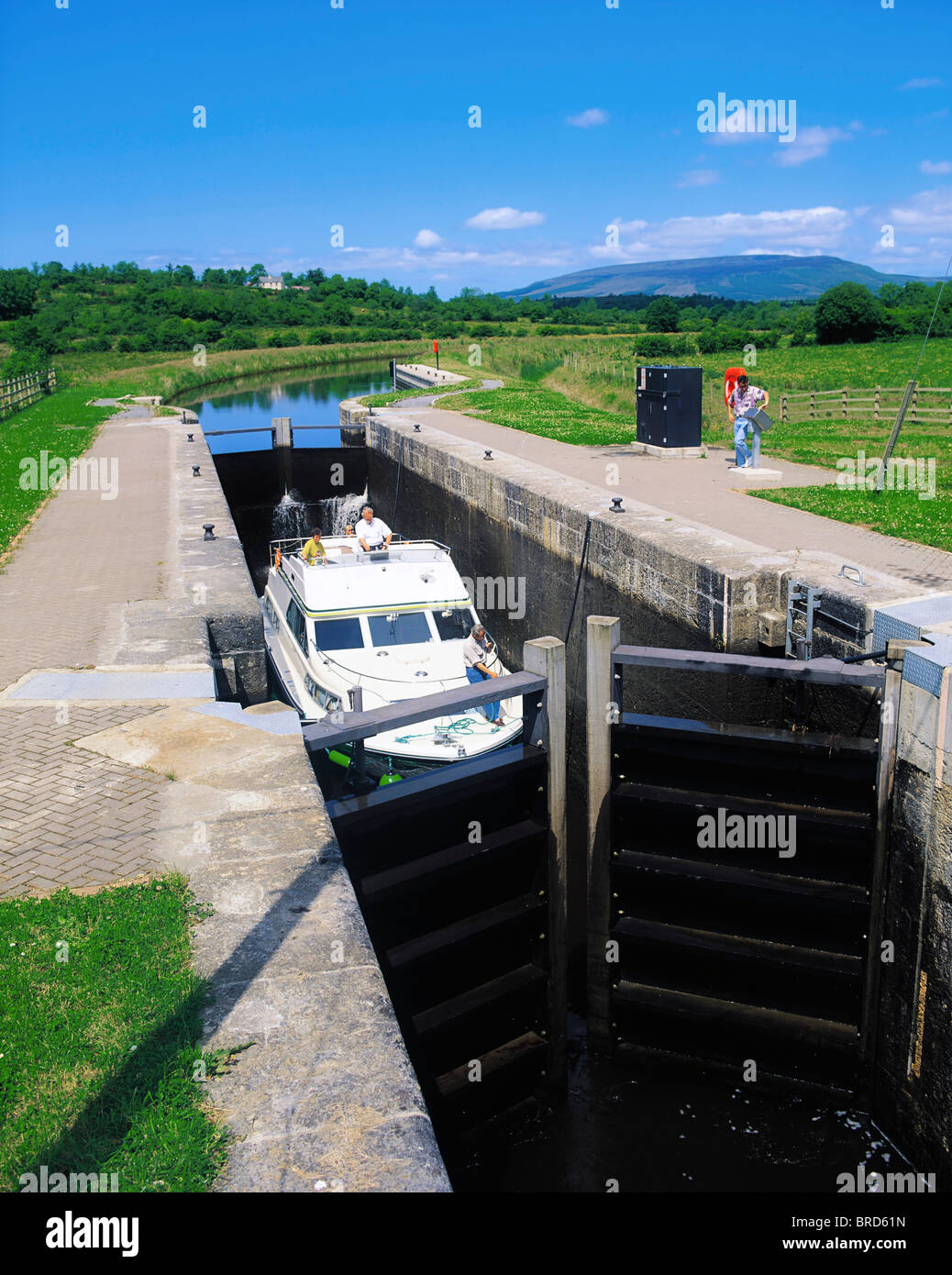 Ballyconnell canal hi-res stock photography and images - Alamy
