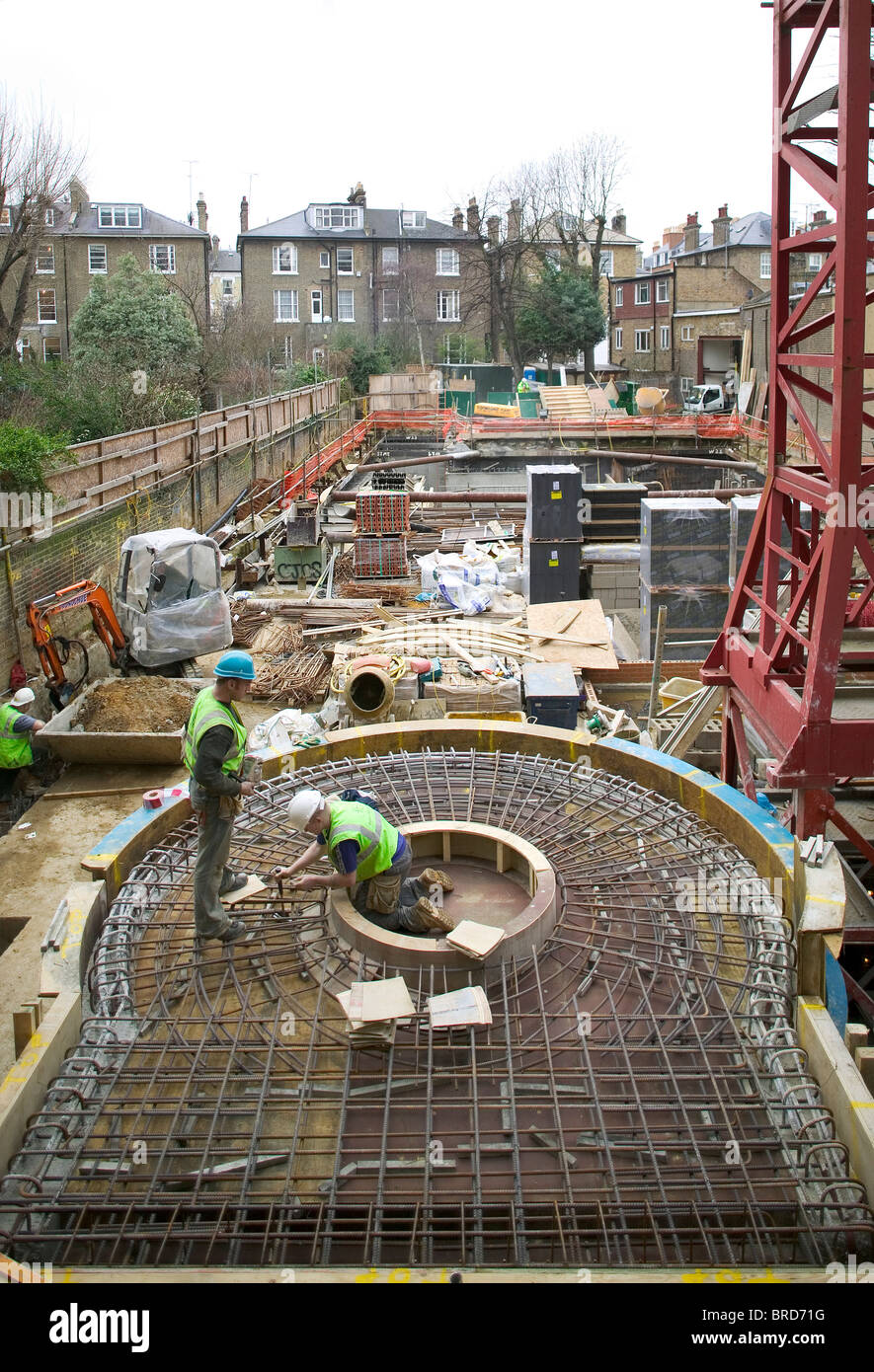 Wire mesh for concrete on building site Stock Photo - Alamy