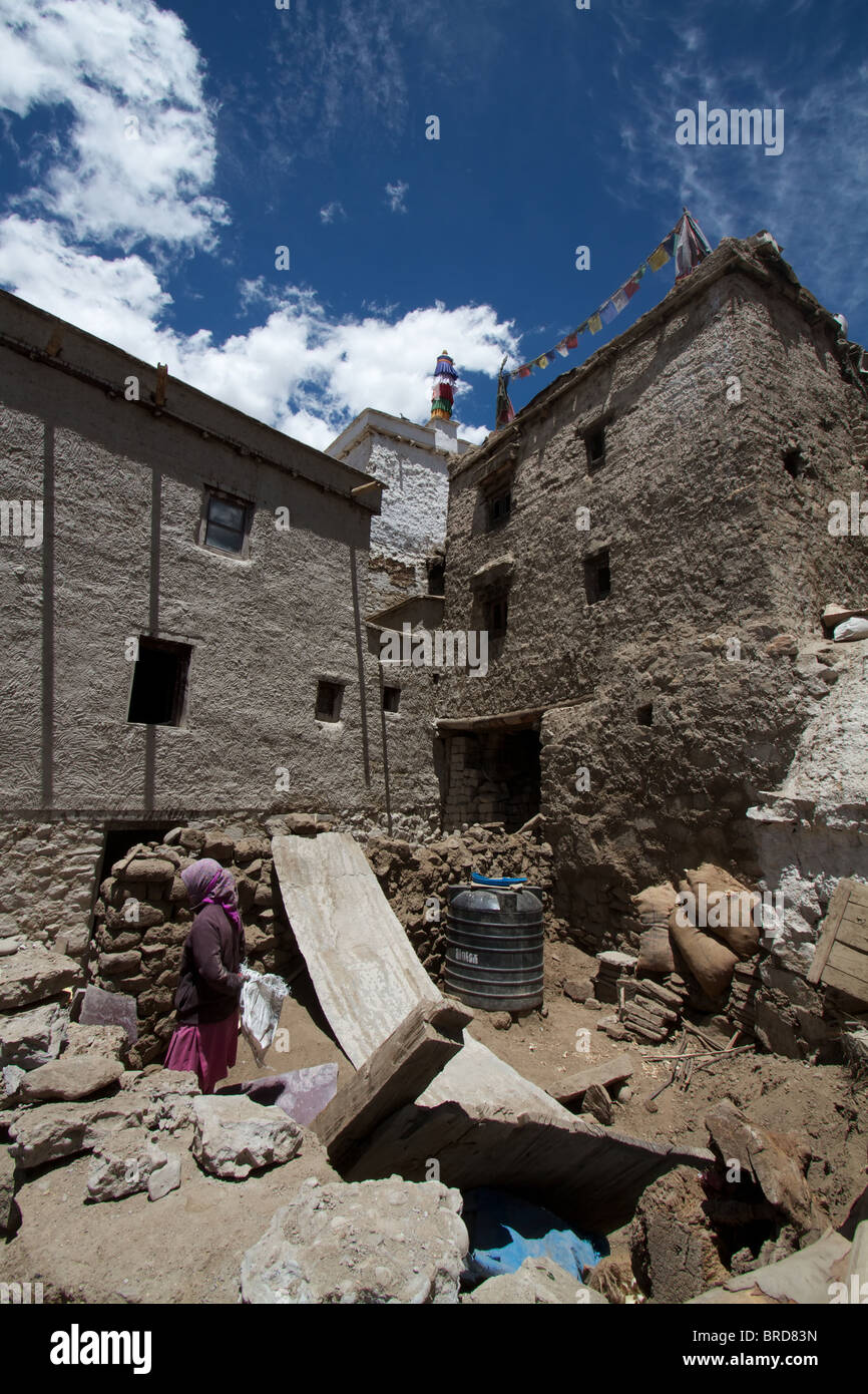 ladakhi house in leh Stock Photo - Alamy